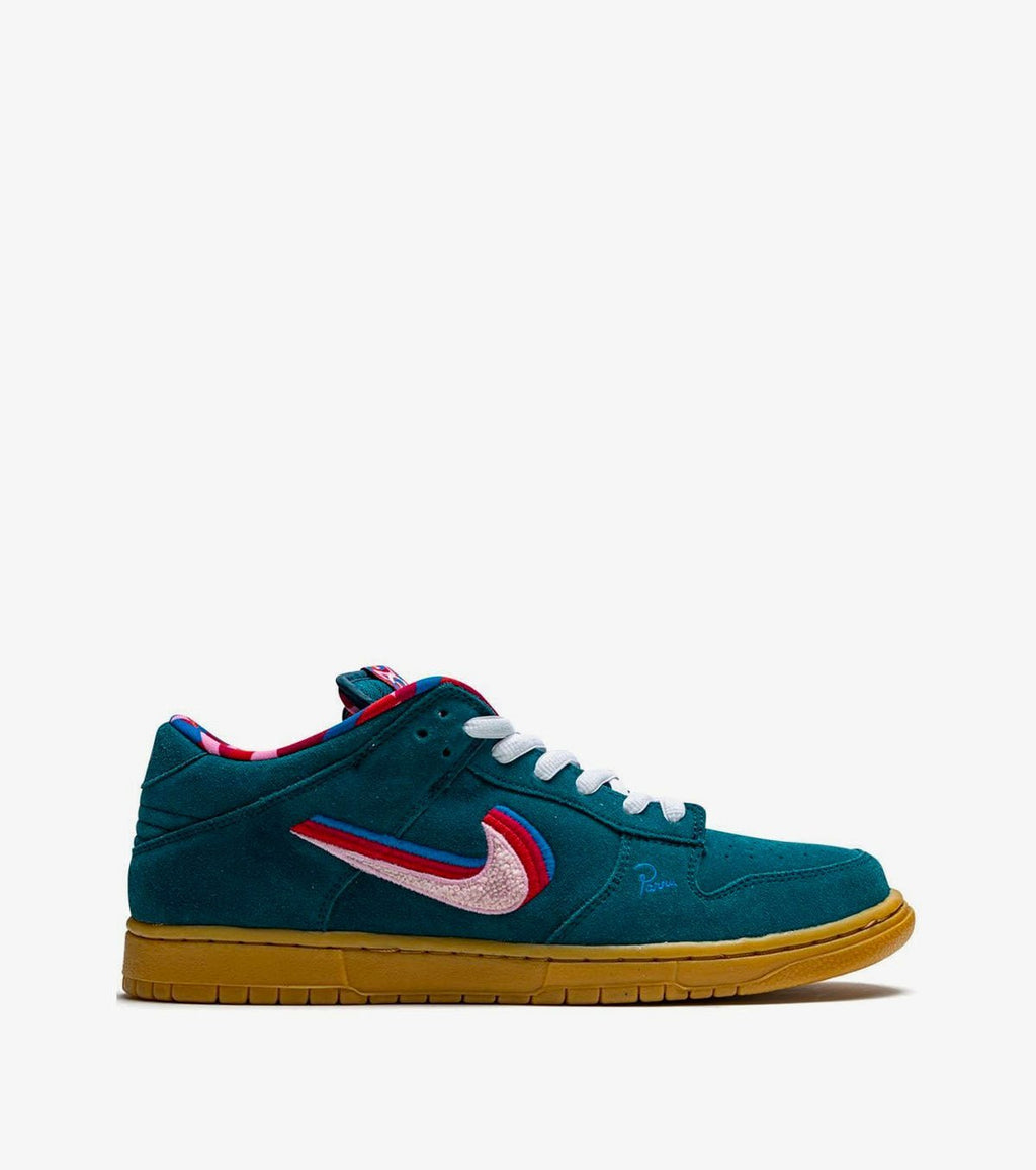 SB Dunk Low Top - Nike - SNKRBASE